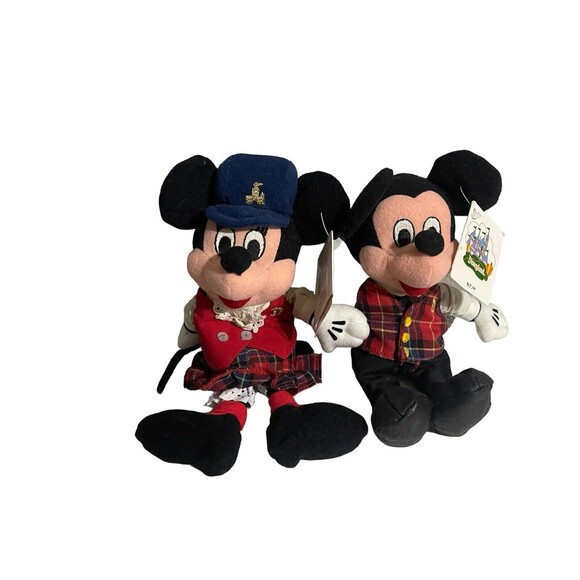 Disney | Toys | Disney Bean Bag Plush Tour Guide Mickey Mouse Minnie ...